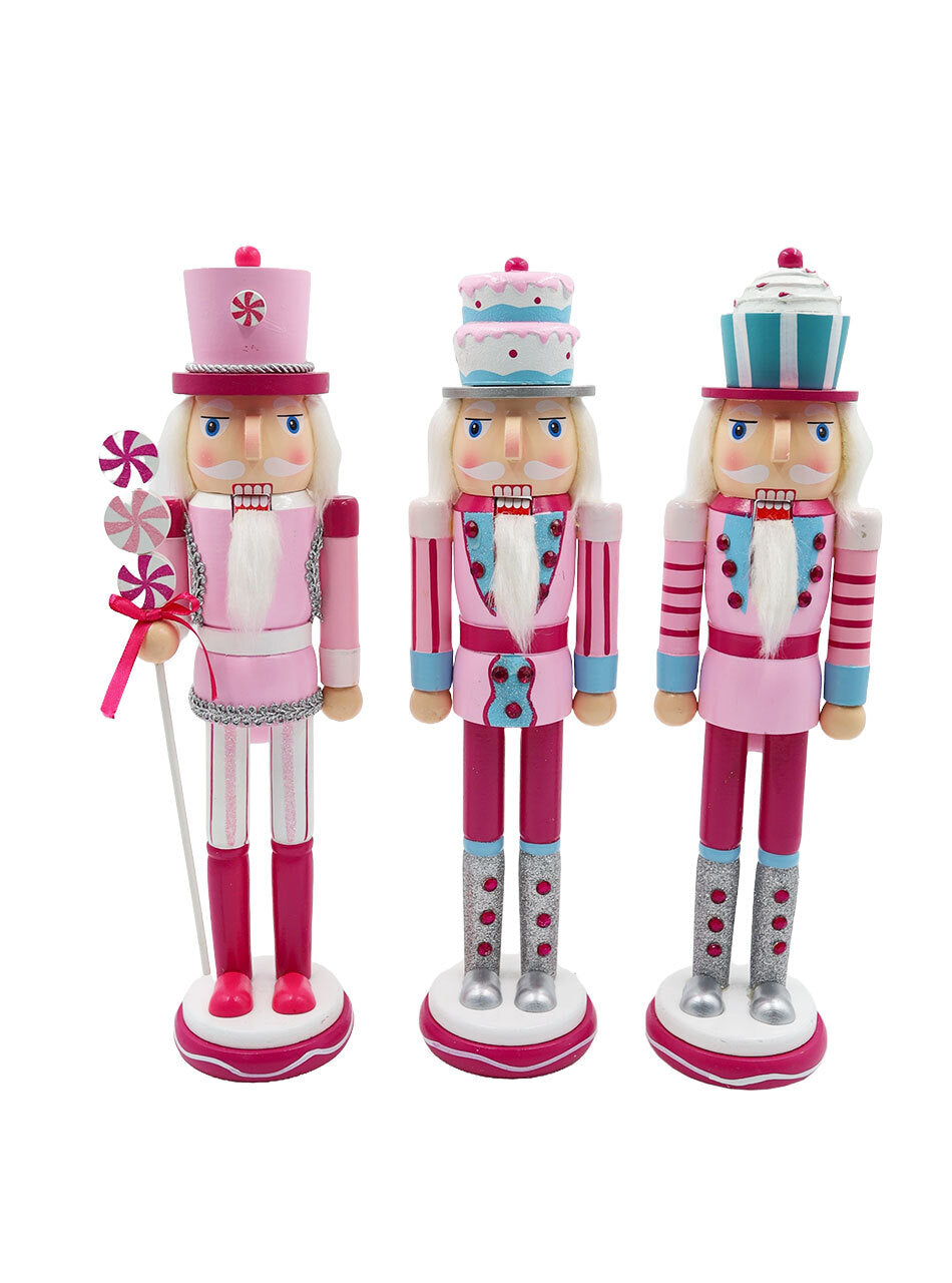 The Candyland Guards 3 Nutcrackers 38cm